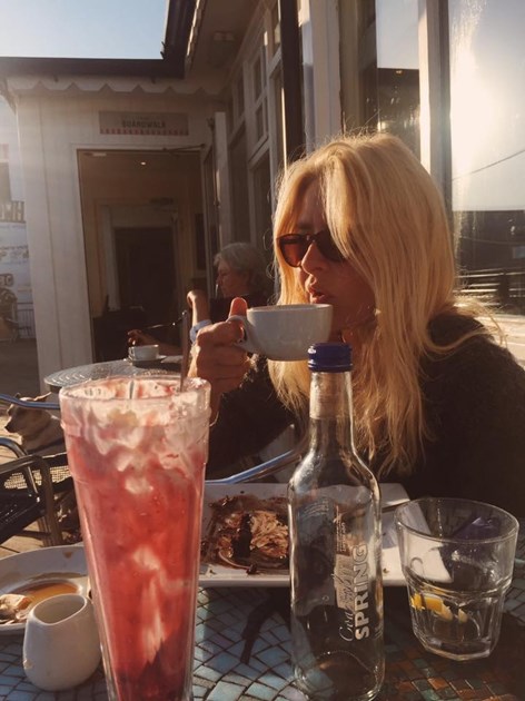 Elaine Mercer is fundraising for Sue Lambert Trust