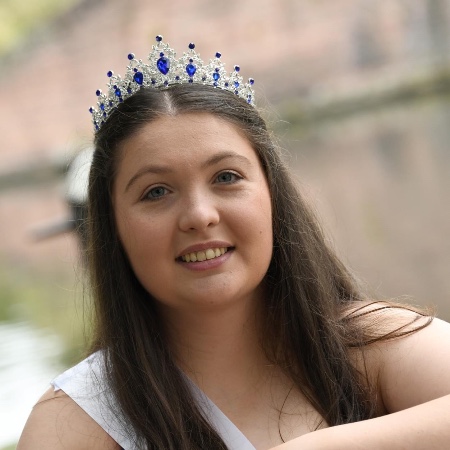 Jasmine Simpson is fundraising for Crackerjacks Children's Trust