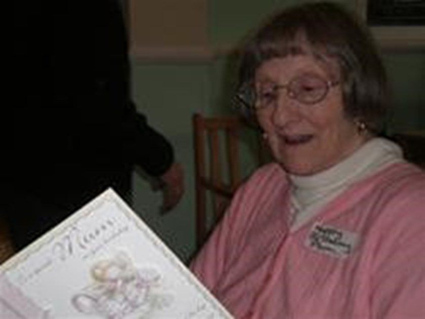 Katherine Hendy (nee Shore) is fundraising for Alzheimer's Society