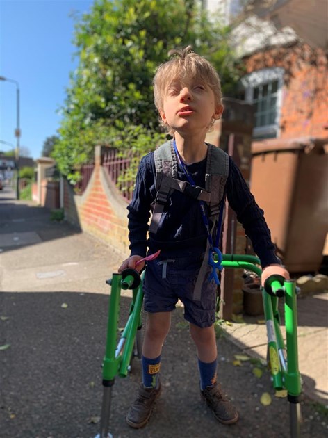 Elizabeth Turpin is fundraising for NHS Charities Together