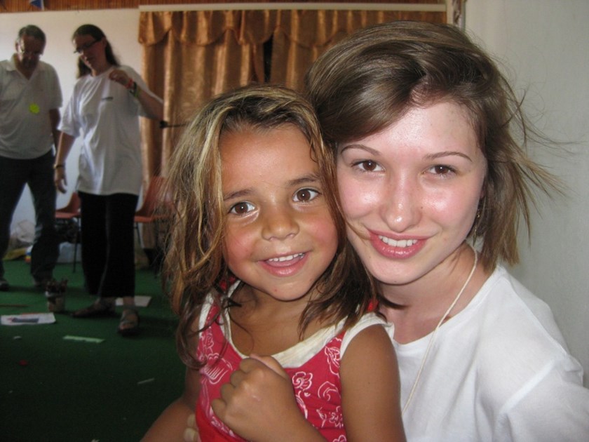 Elizabeth Tasker is fundraising for Smile International