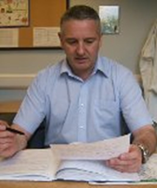 Andrew Irving is fundraising for Simon On The Streets