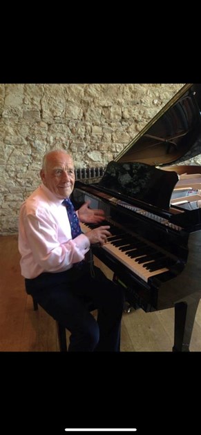 Clare Warner is fundraising for Alzheimer's Society