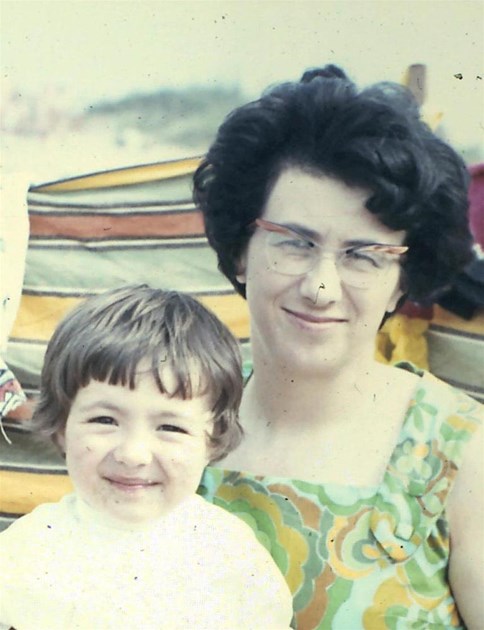 Helen Stubbs is fundraising for Alzheimer's Society