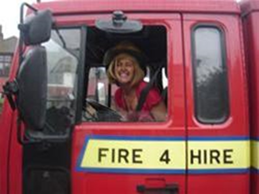 Victoria Kavanagh is fundraising for Cancer Research UK