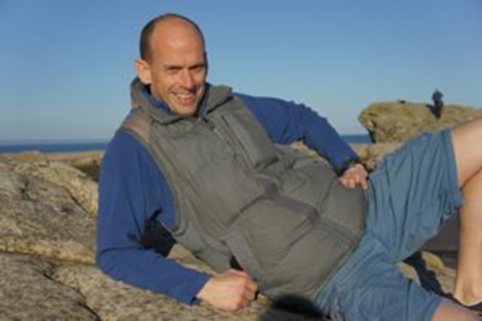Tony Thorne is fundraising for Marie Curie