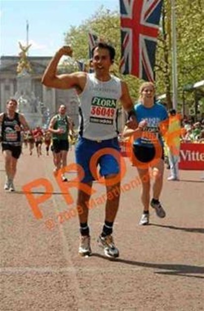 Haroon Shaikh is fundraising for Chickenshed