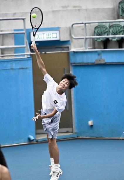Arnold Cheng is fundraising for ACE Africa (UK)