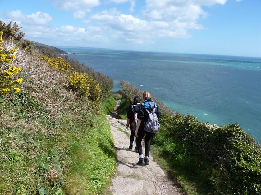 Rebecca Travers is fundraising for Cancer Research UK