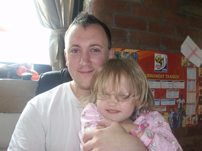 Glenn Hollywell is fundraising for Macmillan Cancer Support