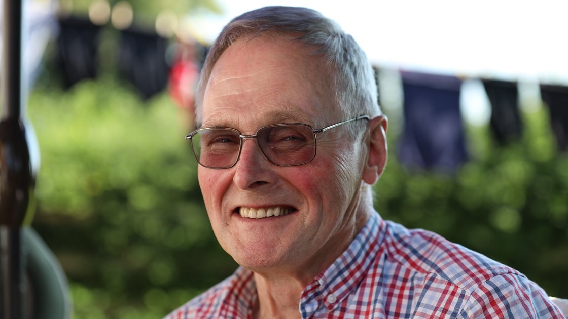 Neil Arrowsmith is fundraising for Alzheimer's Society