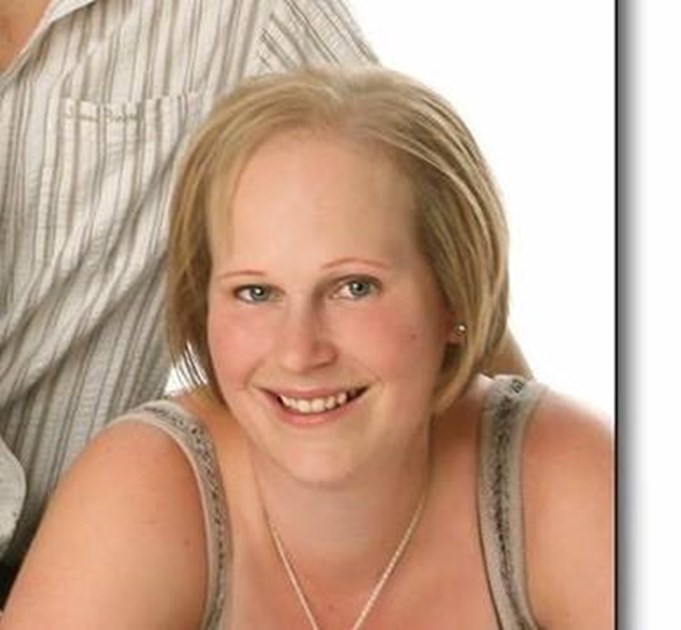 Rebecca Hatcher is fundraising for Cancer Research UK