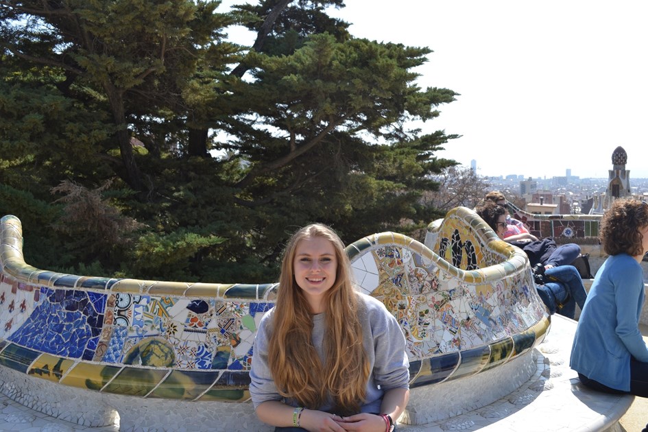 Emilie Stone is fundraising for Cancer Research UK
