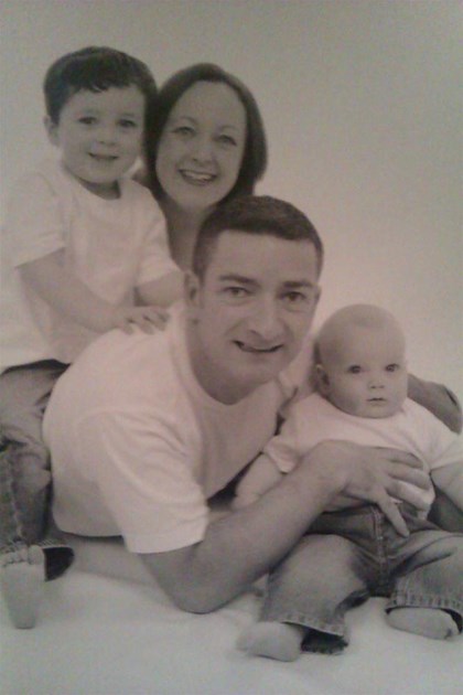 Darren Lawless is fundraising for Sands