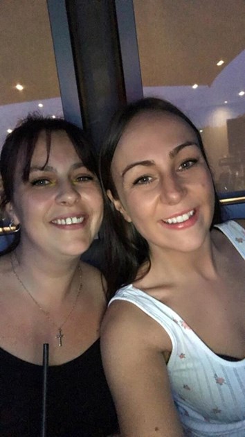 Vicky Maxwell is fundraising for British Heart Foundation