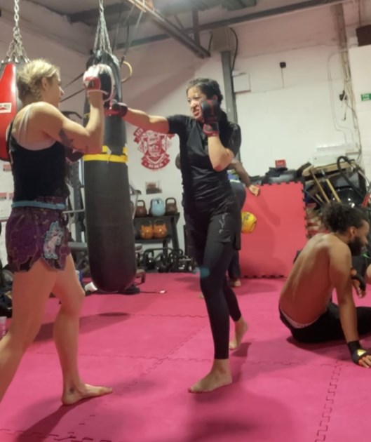 Renata Lee is fundraising for Cancer Research UK