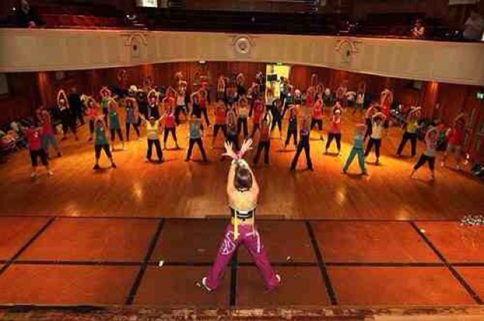 Sharon Grant is fundraising for Cancer Research UK