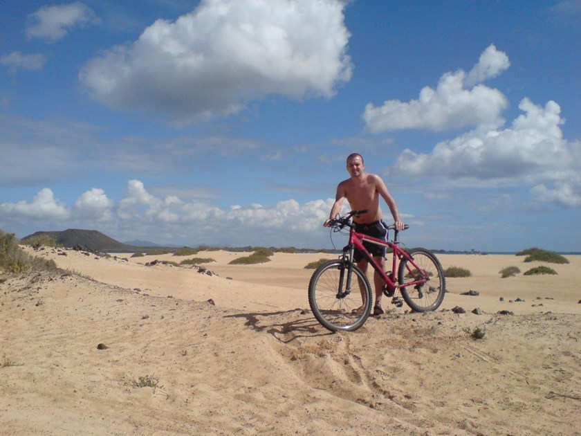 Paul Vickers is fundraising for Cancer Research UK