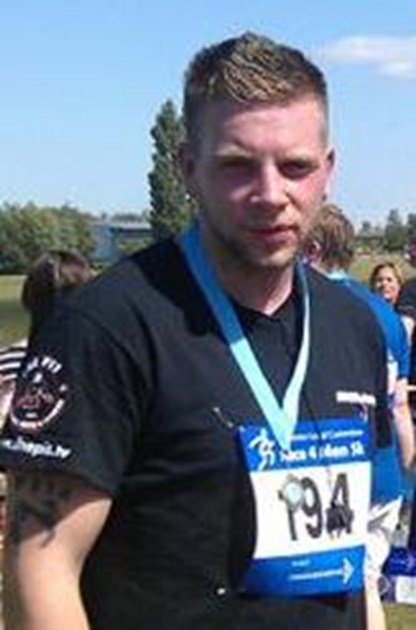 Steve Wakefield is fundraising for Cancer Research UK