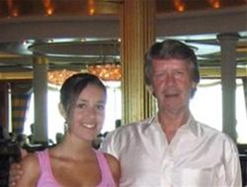 Laura Ancell is fundraising for Cancer Research UK