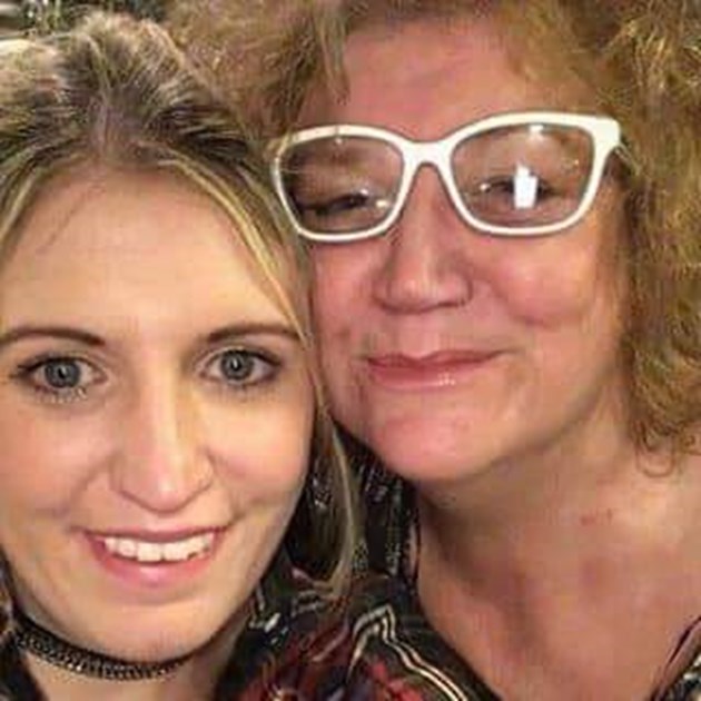 Laura Paterson is fundraising for Strathcarron Hospice