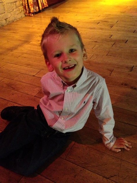 Simon Mackey is fundraising for Cancer Fund for Children