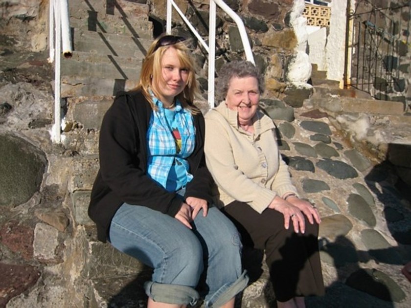 Rebecca Pollock is fundraising for Cancer Research UK