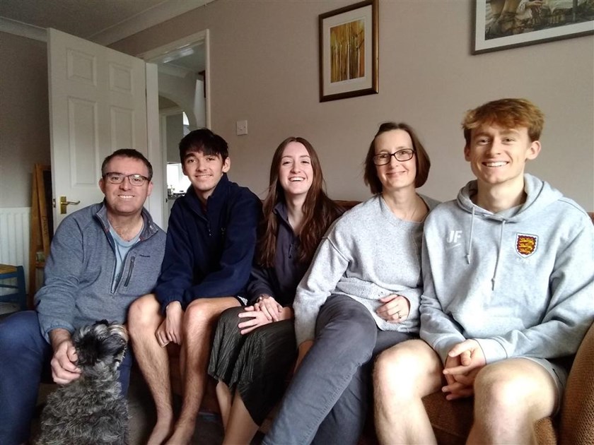 Mark Fraser is fundraising for Tearfund