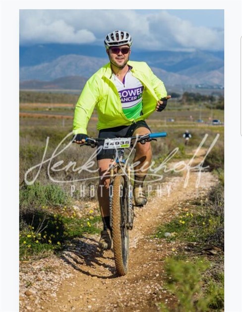 Lee Redford is fundraising for Bowel Cancer UK