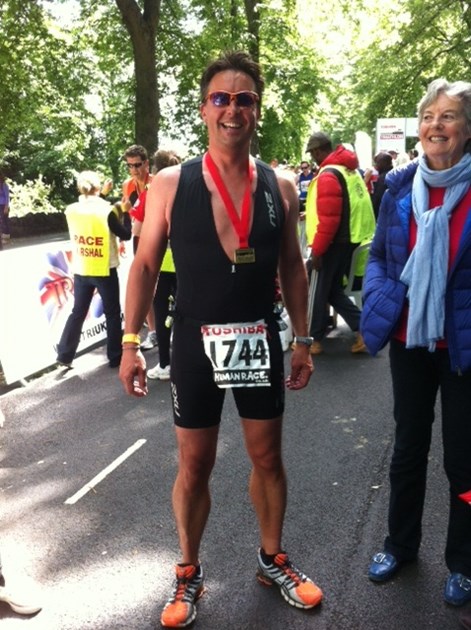 Simon Scholfield is fundraising for Help for Heroes
