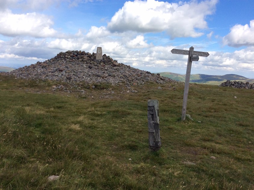 David Garside is fundraising for Holme Valley Mountain Rescue Team