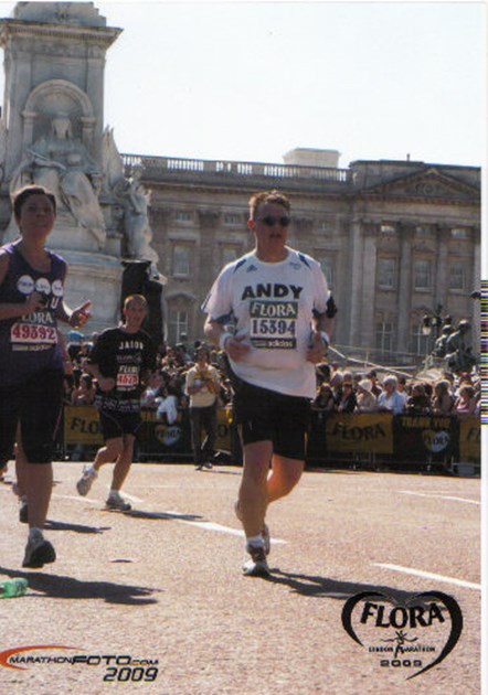 Andrew Dawes is fundraising for Macmillan Cancer Support