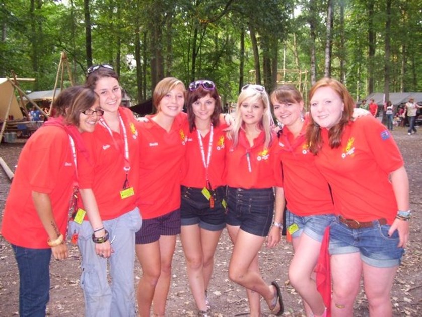 Emma Rawling is fundraising for Cancer Research UK