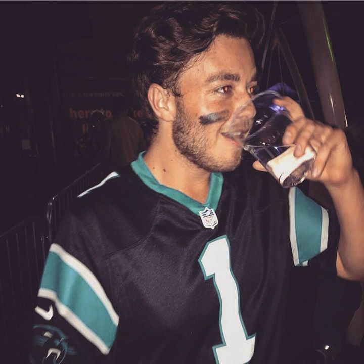 Toby Case is fundraising for Rowcroft Hospice