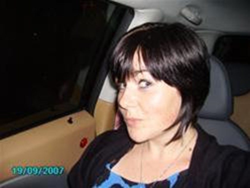 Victoria Parry is fundraising for Cancer Research UK