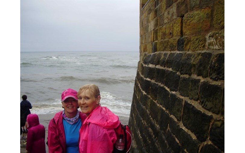 Sandra Cooper is fundraising for Dove House Hospice