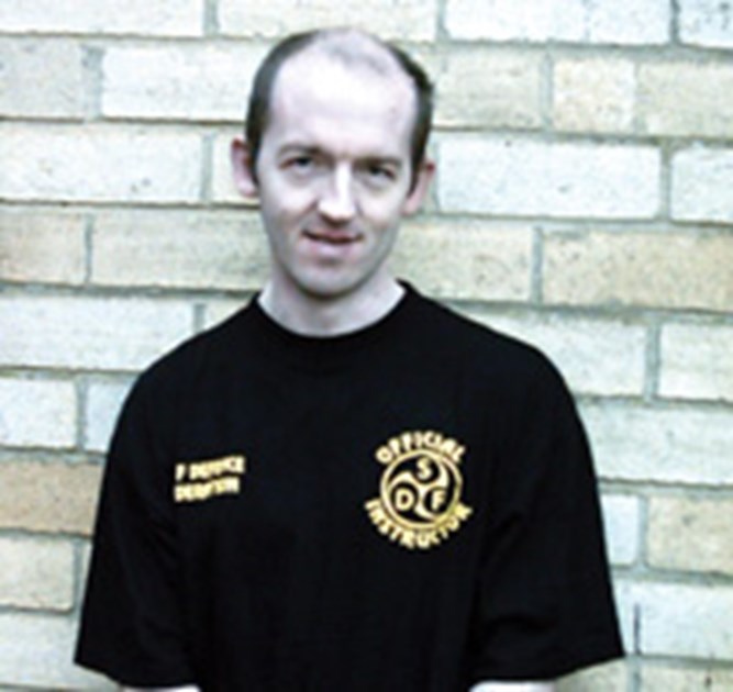 simon cogan is fundraising for Brain Tumour Research