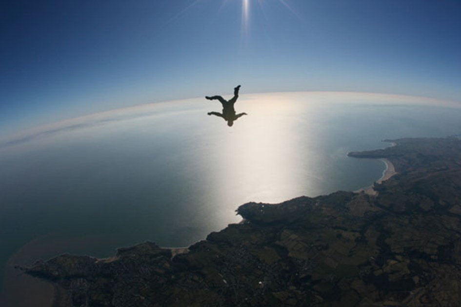 Lynda Simpson is fundraising for Willow Wood Hospice