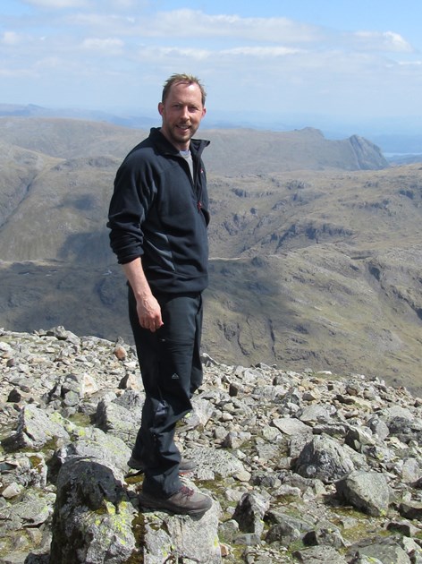 Justin Barlow Is Fundraising For Cancer Research Uk