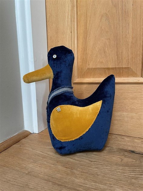 Lynn Slater is fundraising for Disasters Emergency Committee