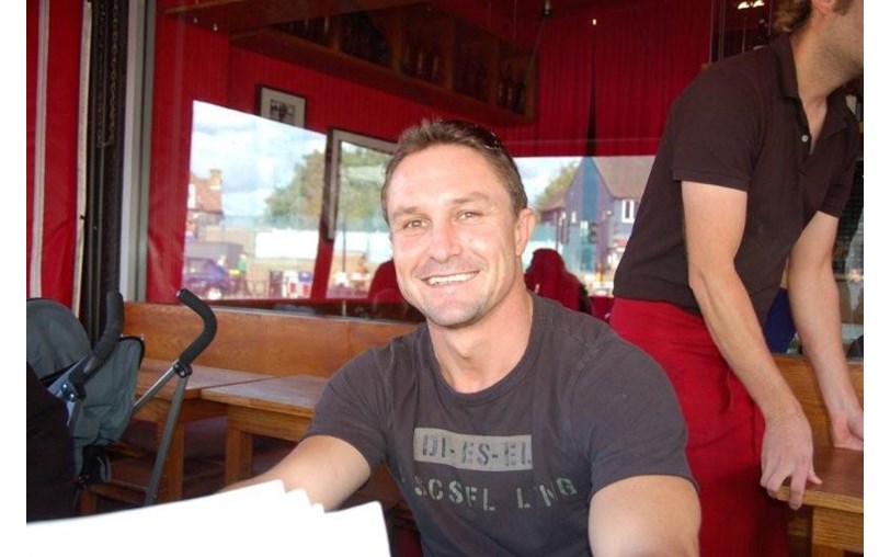 Riaan Kruger is fundraising for Sense