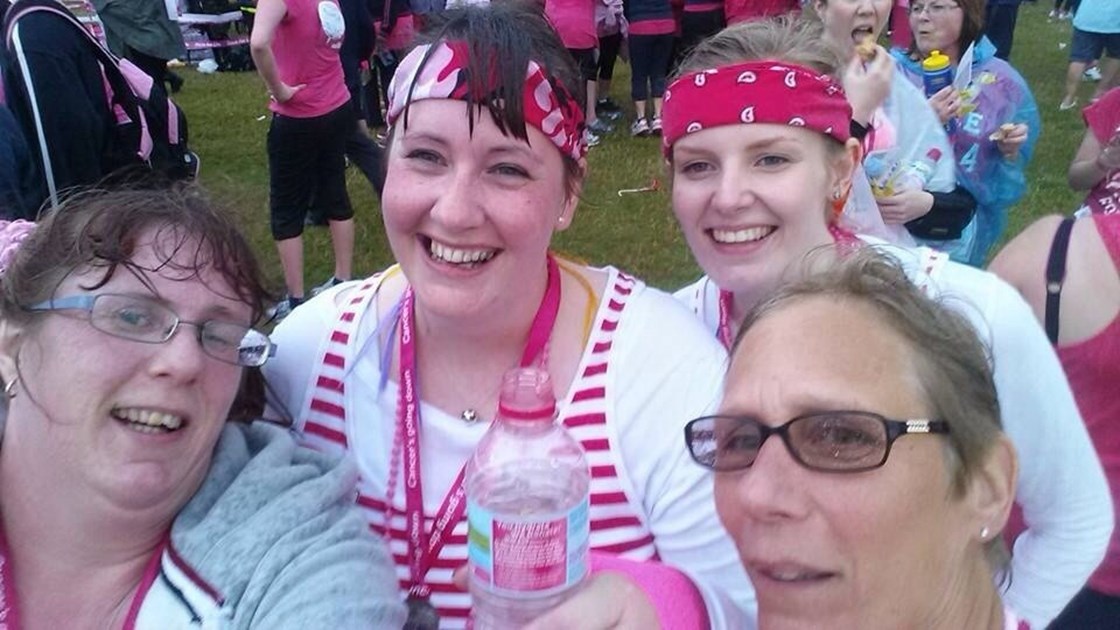 Geraldine Hickton is fundraising for Cancer Research UK