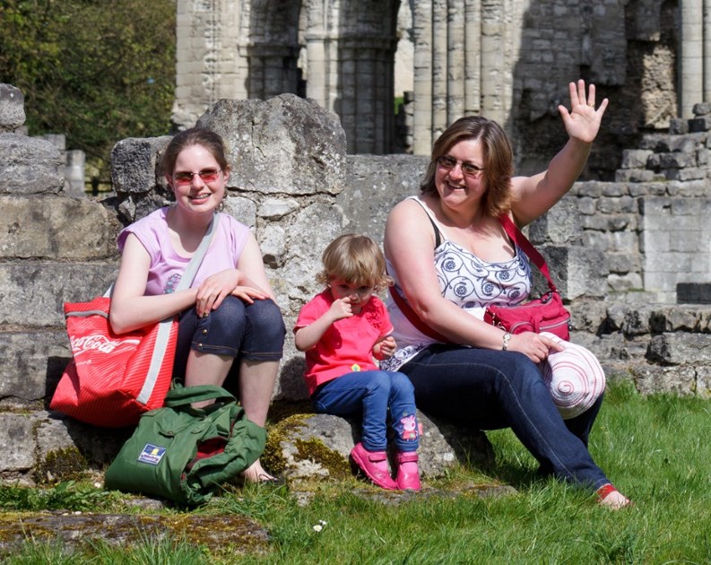 Laura Powell is fundraising for Cancer Research UK