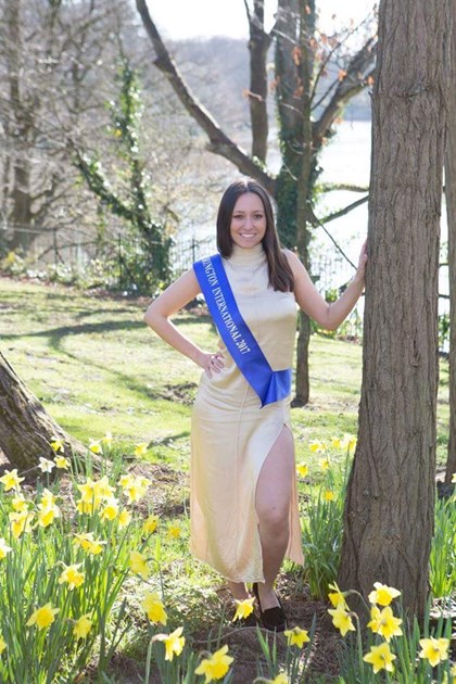 Candice Hedges is fundraising for THE CHRISTIE CHARITY