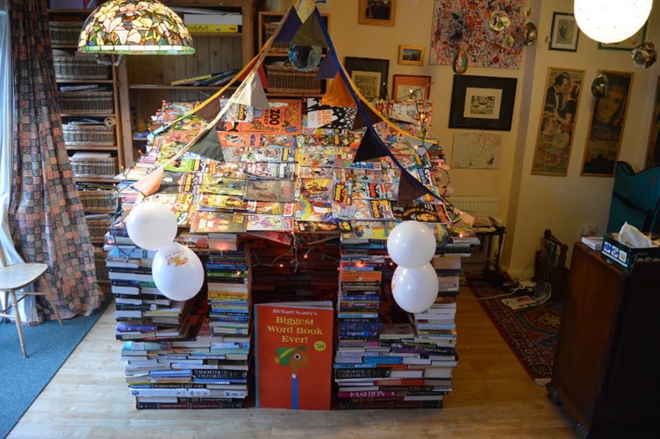 Zoe Toft is fundraising for Book Aid International