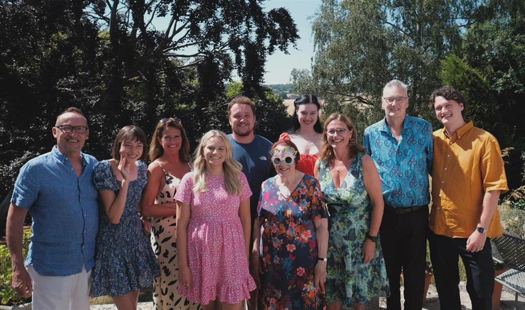 Elena Ratcliffe is fundraising for Royal Trinity Hospice (London)