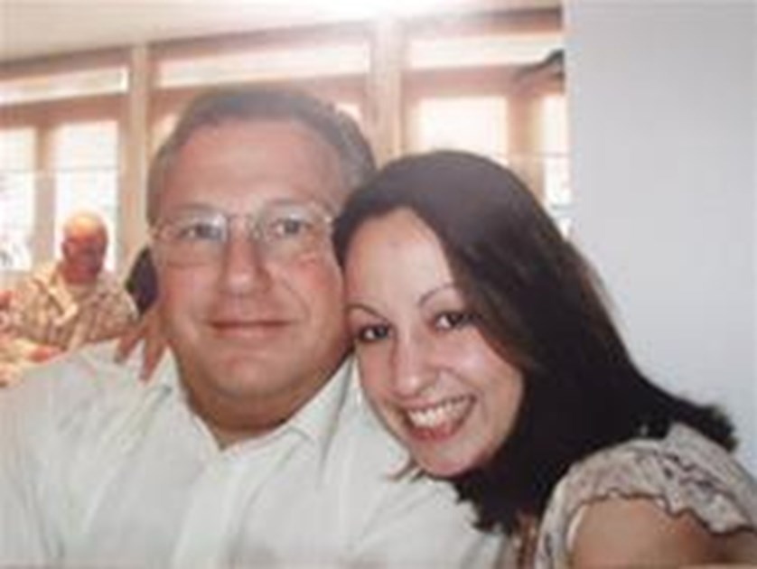 Sarah Kneller is fundraising for Cancer Research UK