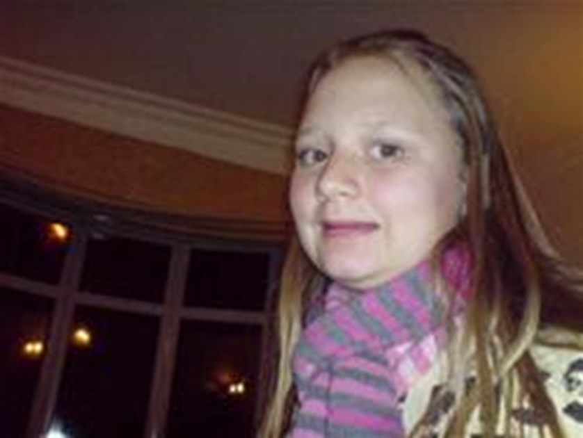 Amy-Louise Lakey is fundraising for Cancer Research UK