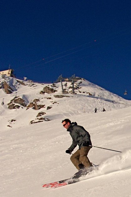 Simon Oxley is fundraising for British Heart Foundation