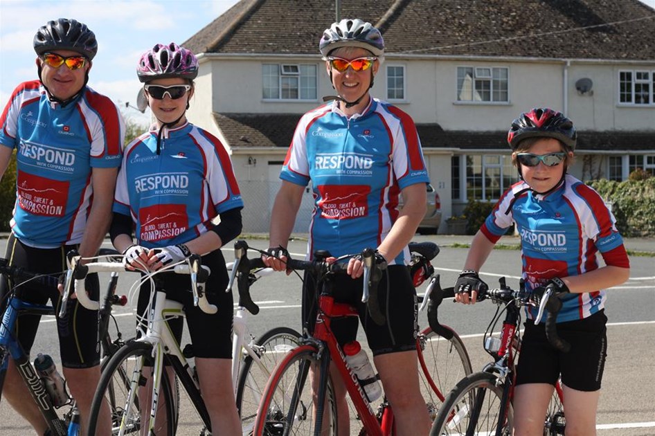 Simon Gundry is fundraising for Compassion UK